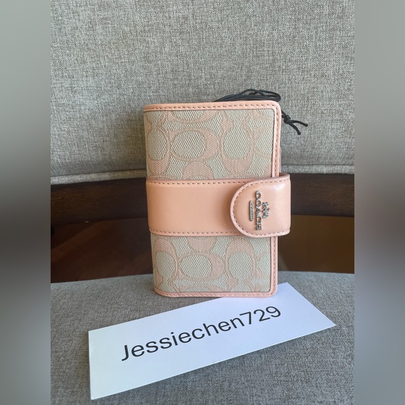 Coach | Bags | Nwtcoach Medium Corner Zip Wallet In Signature Jacquard ...